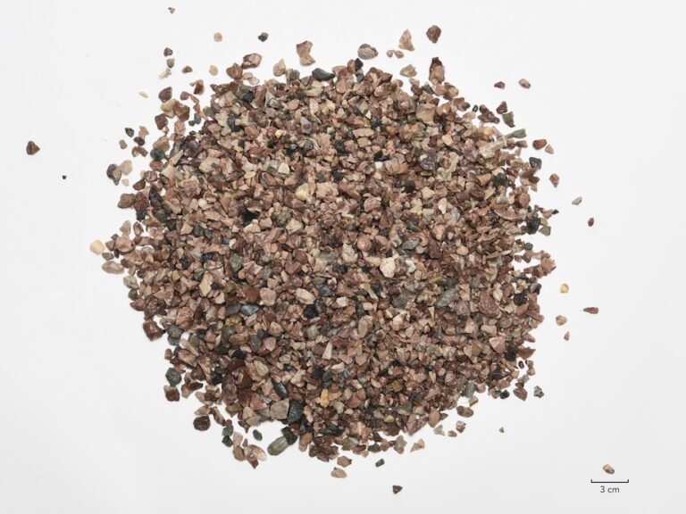 Concassé 4-10 marbre rose/bordeaux nuancé - Les Carrières du Cheval Blanc